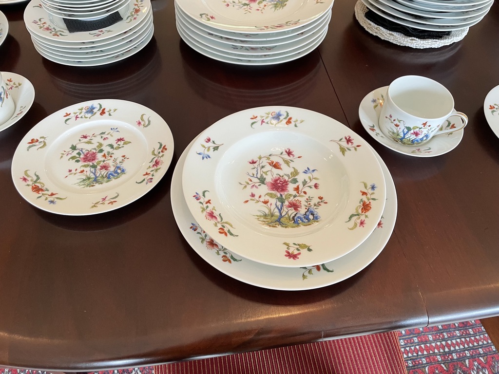 A.H. MacMillian & Family Antiques and Fine Furniture